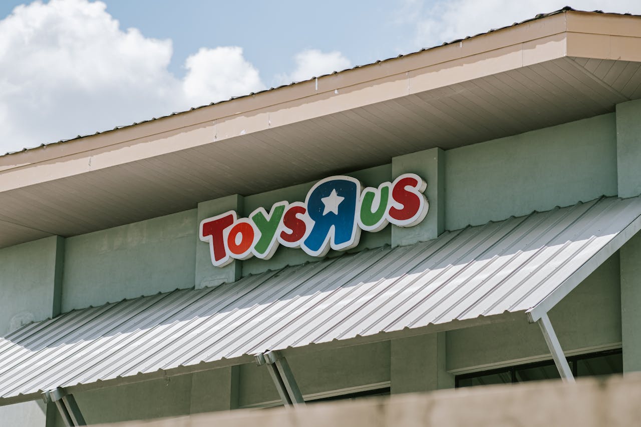 Why Did Toys R Us Close? The Untold Story Behind the Retail Giant's Fall